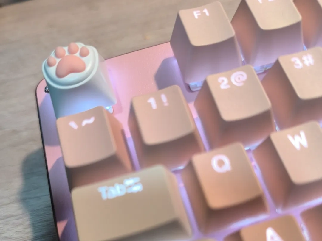 Cat Paw Soft Pad Keycaps by HANMAO - MakerWorld