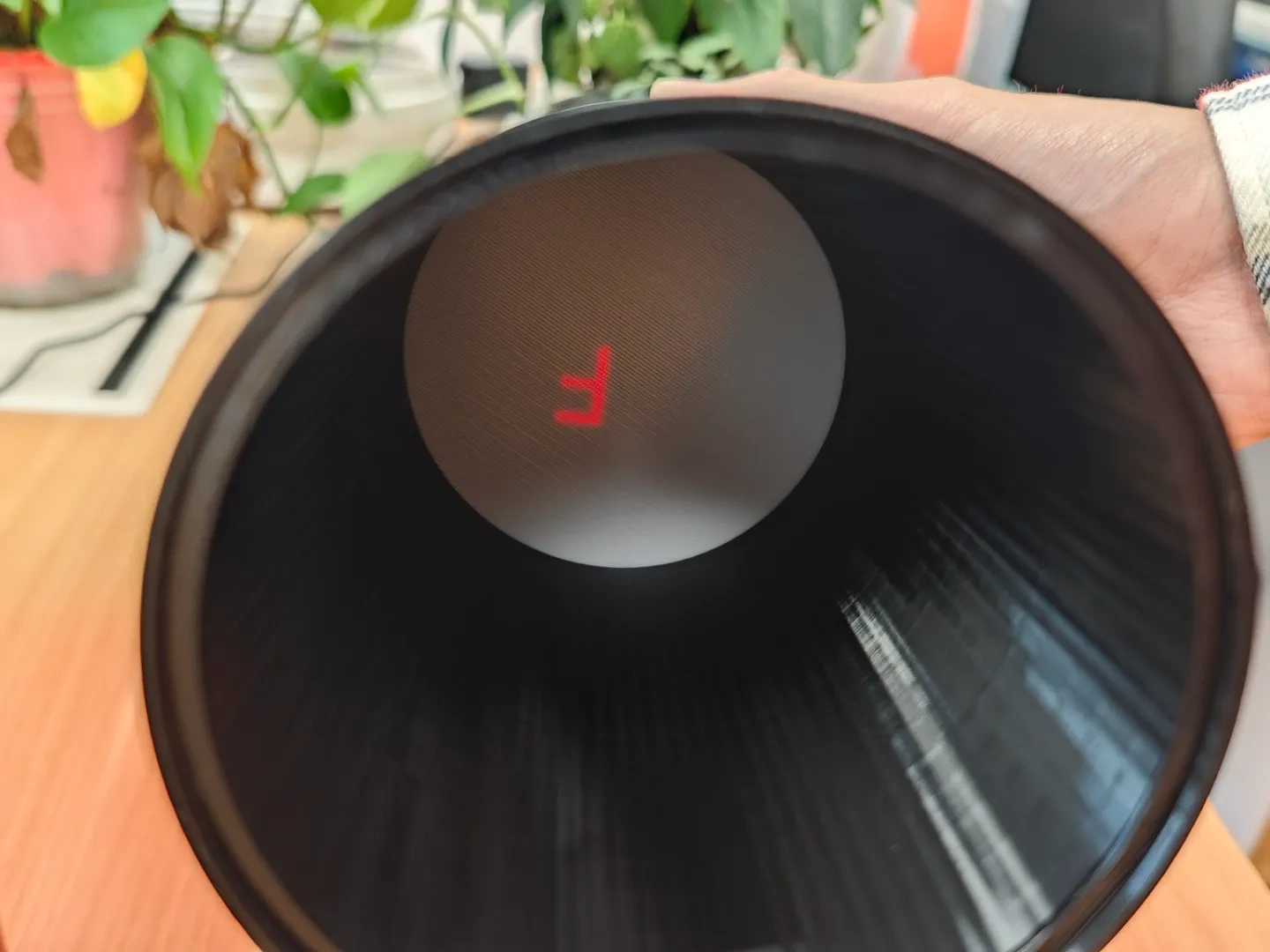 Junior High School Physics Pinhole Camera Experiment by user_123088362 ...