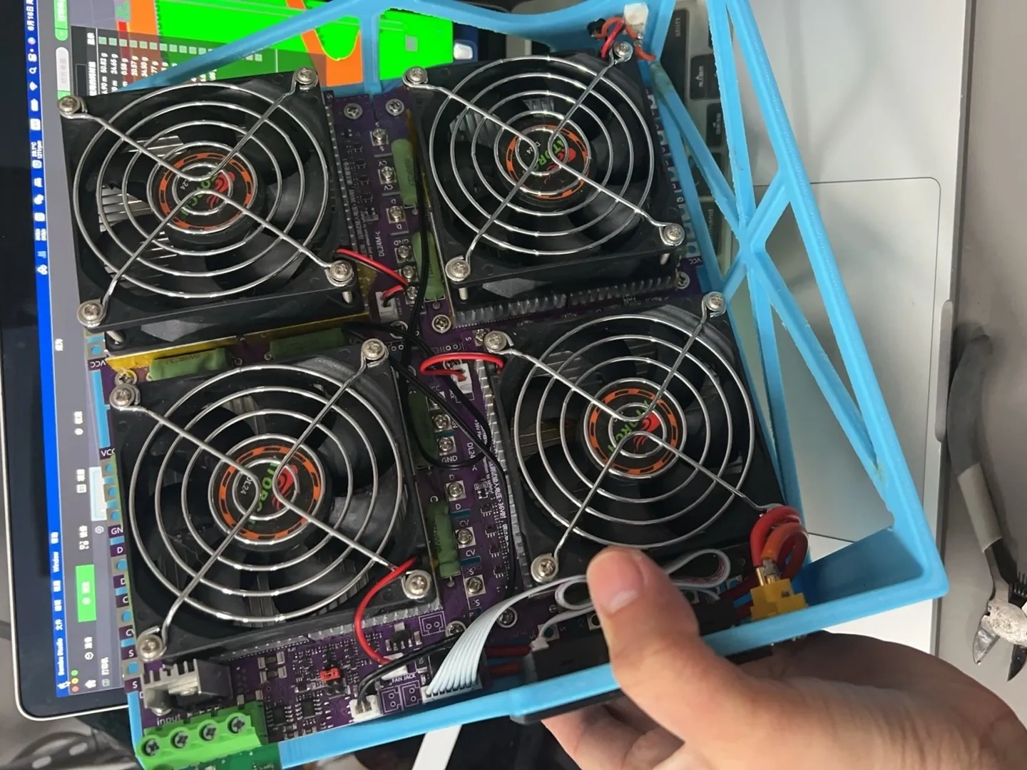 The connector supports a 600W load tester by 关灯DIY - MakerWorld