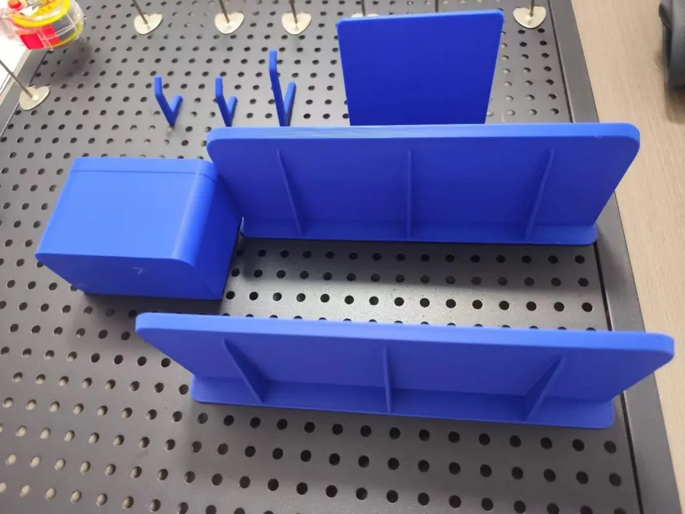 Round pegboard shelf, hooks, hanging bucket by 陌上开菊花 MakerWorld: Download Free 3D Models