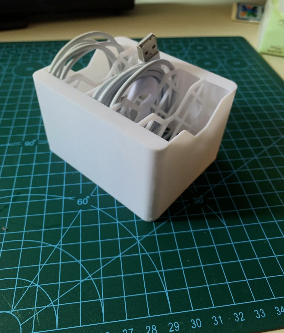 Cable Organizer (5 Slots) by user_3129958783 - MakerWorld