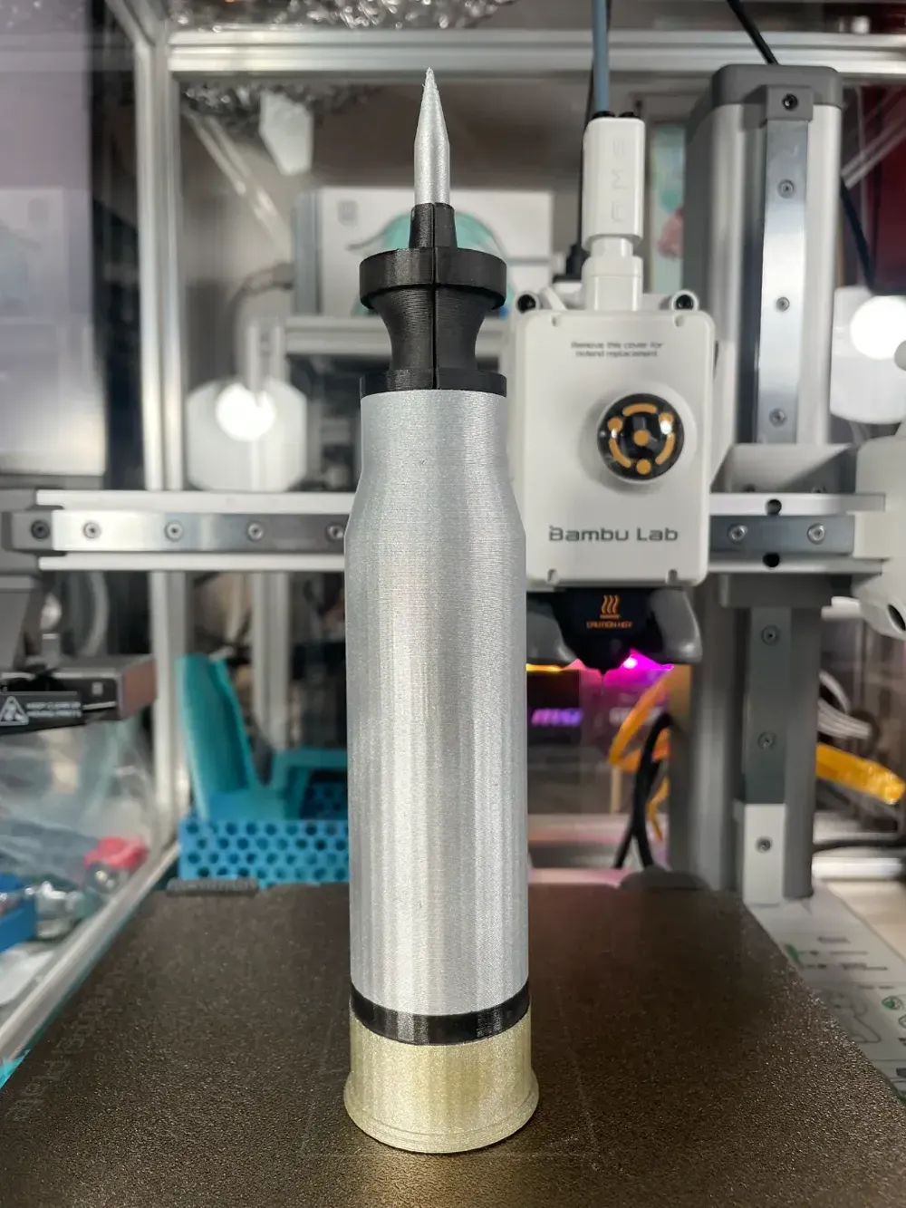 M829A1 Depleted Uranium Sabot Fin-Stabilized Armor-Piercing Discarding ...