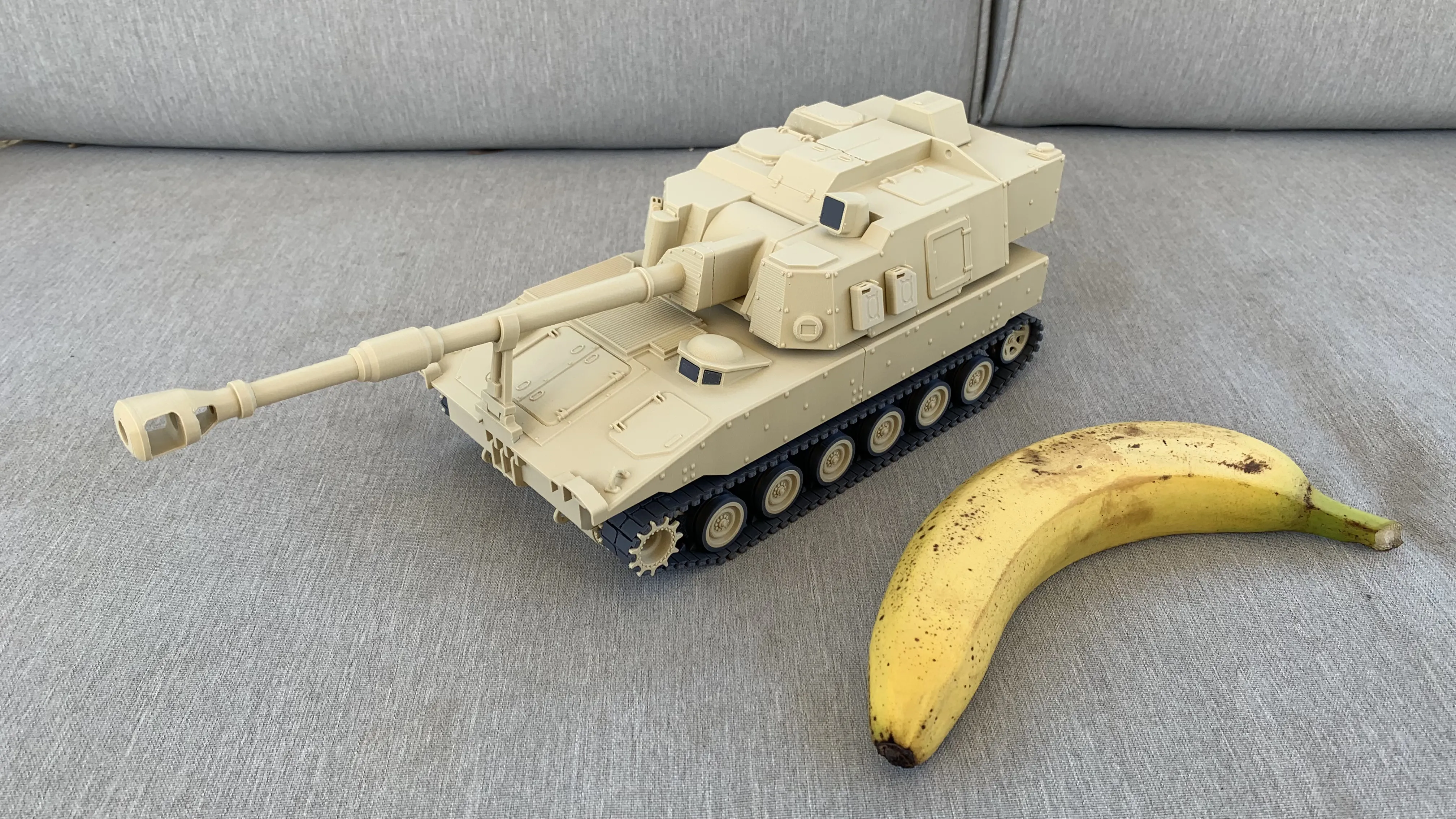 M109A7 Paladin Self-Propelled Howitzer - Free 3D Print Model - MakerWorld