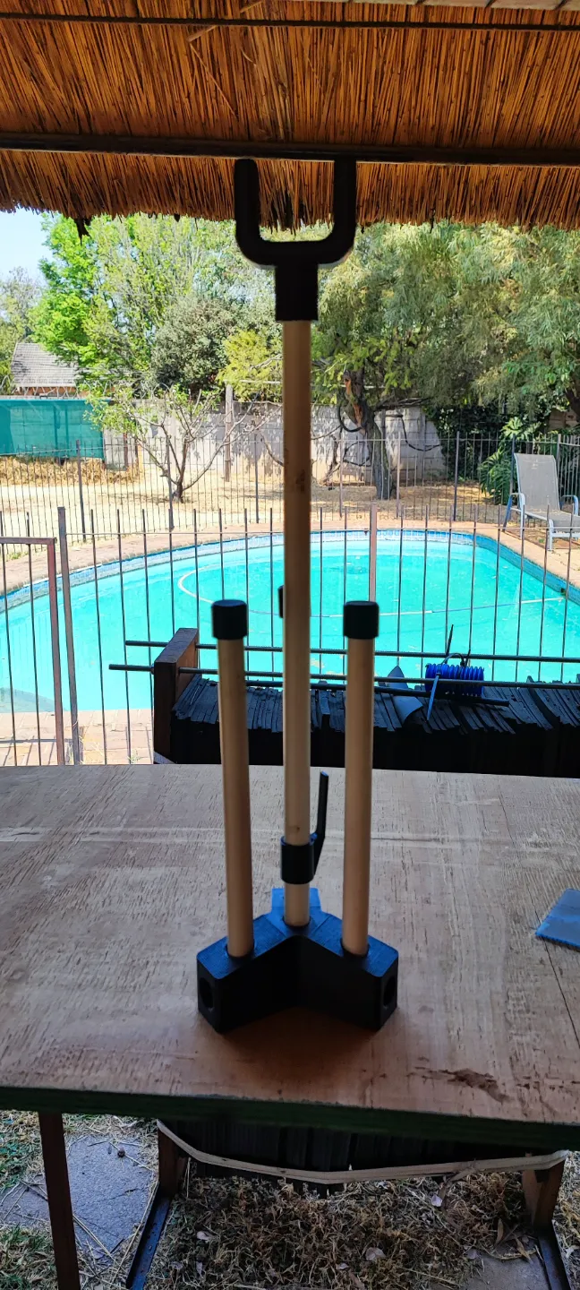 compound bow stand by Steyn's Prints - MakerWorld