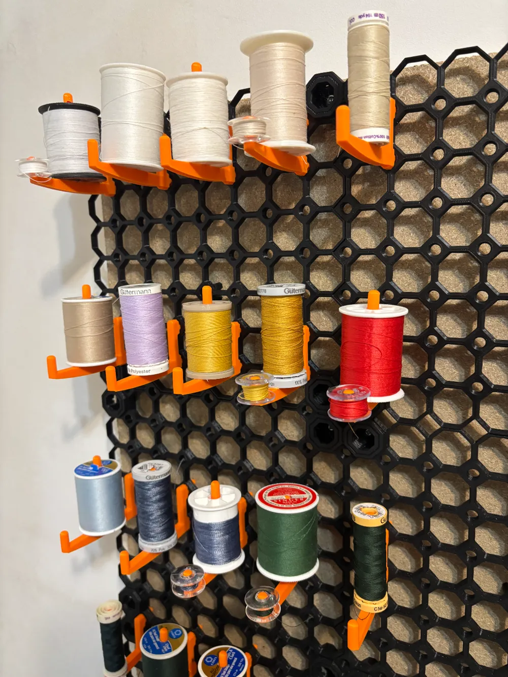 Thread Spool and Bobbin Peg Hook for Multiboard Remixed by Chris Lipscombe MakerWorld: Download ...