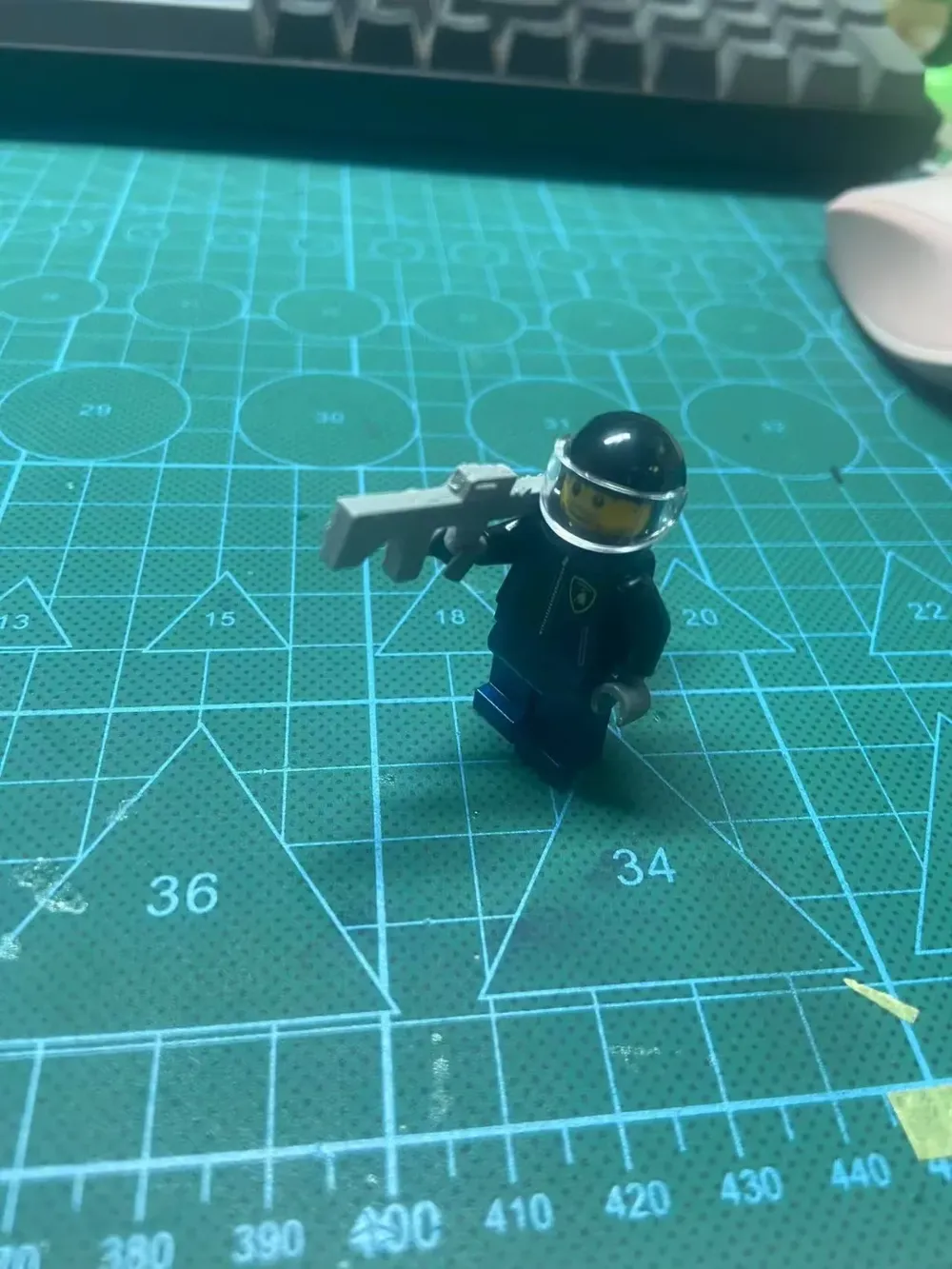 LEGO Minifigure compatible ASh-12.7 Assault Rifle by user ...