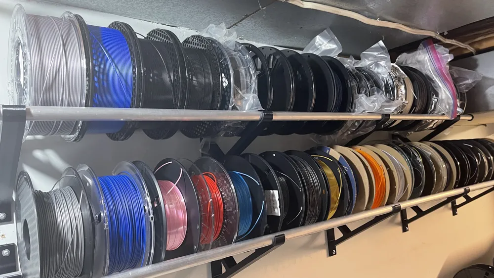 Wall Bracket for Filament Storage by Daniel - MakerWorld