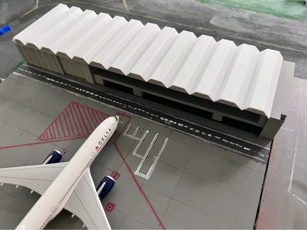 1 to 400 scale Model Airport by Ryan - MakerWorld