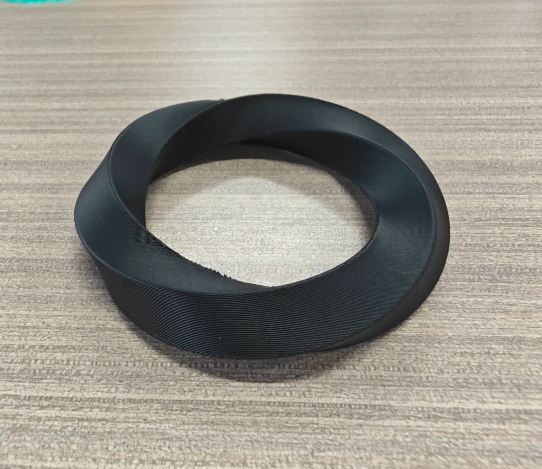Möbius Strip by 菜菜小螃蟹 MakerWorld: Download Free 3D Models