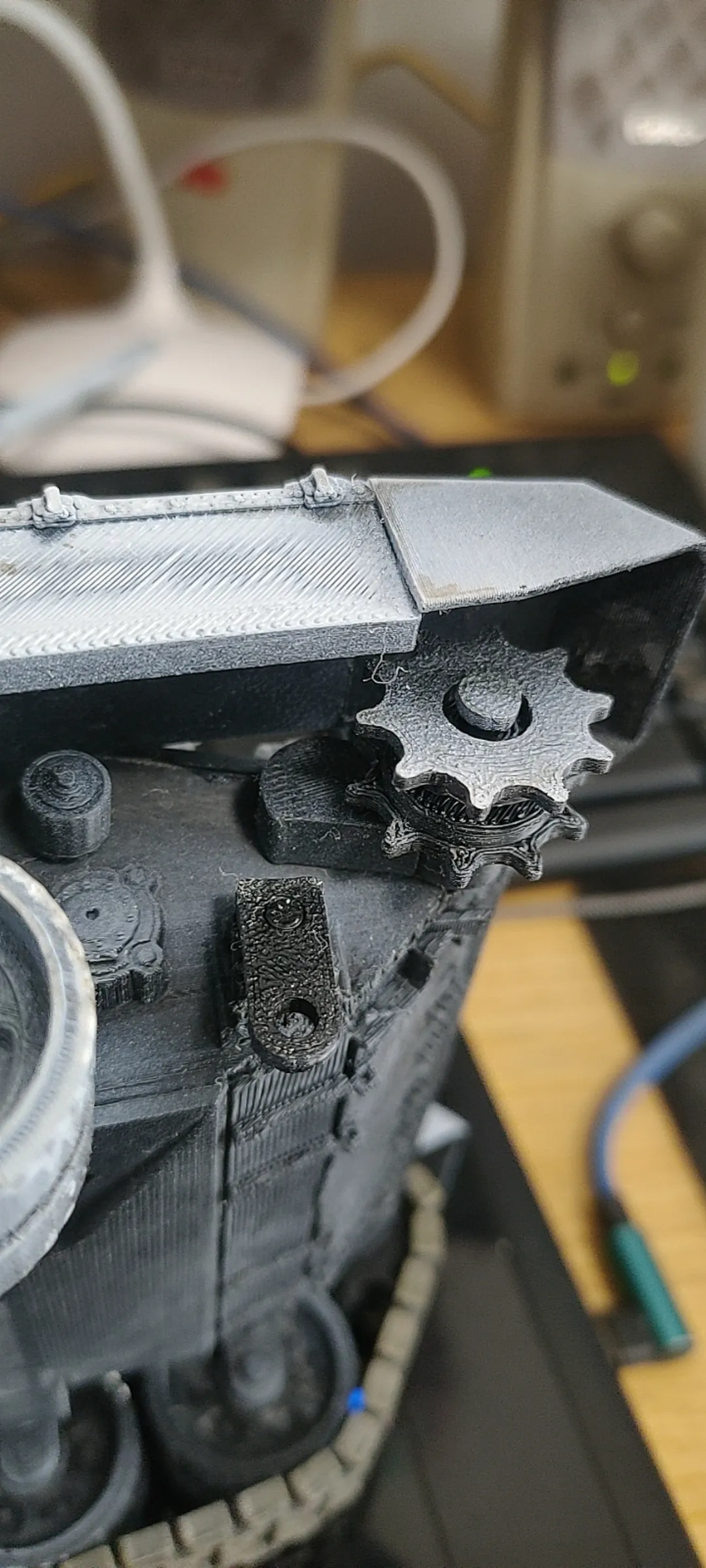 T90 tank by 老咸鱼 - MakerWorld