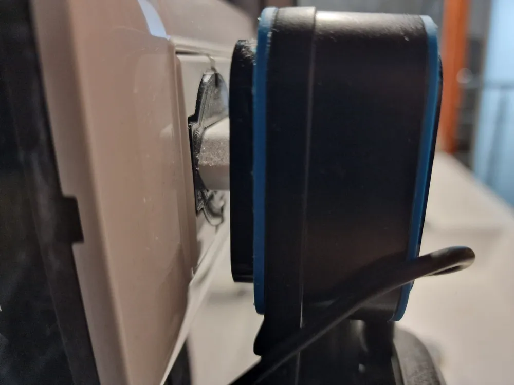 Vimar Plana Shuko Adapter by 3D Power 24 - MakerWorld