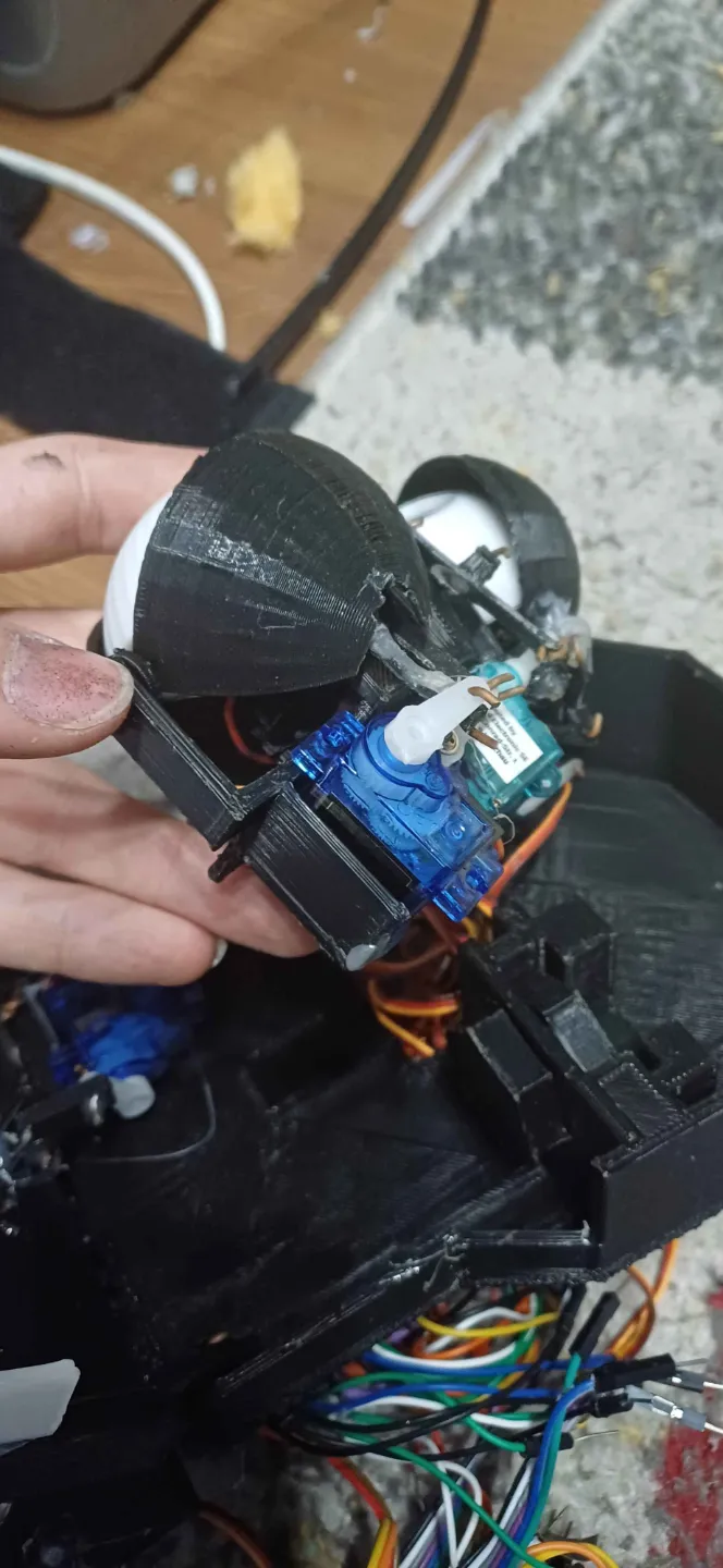 Animatronic eye mechanism FREE! by Thunder MakerWorld: Download Free 3D ...