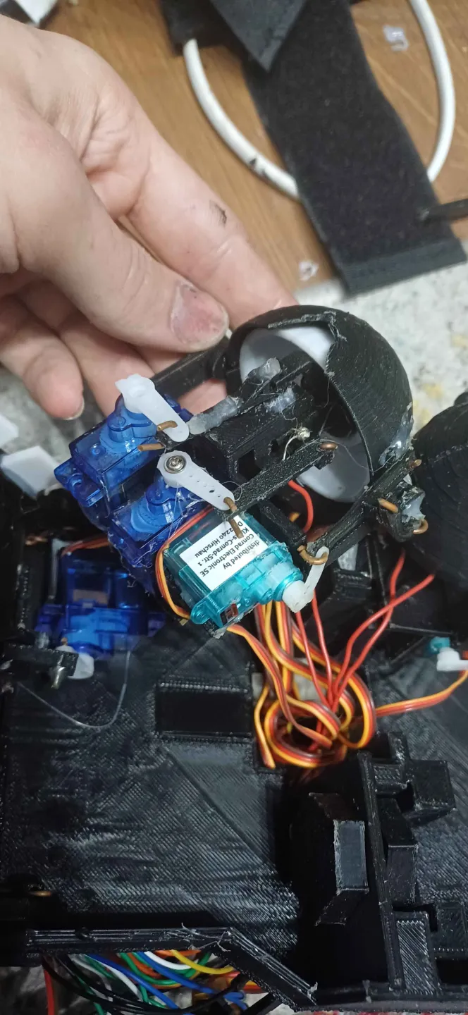 Animatronic eye mechanism FREE! by Thunder MakerWorld: Download Free 3D ...