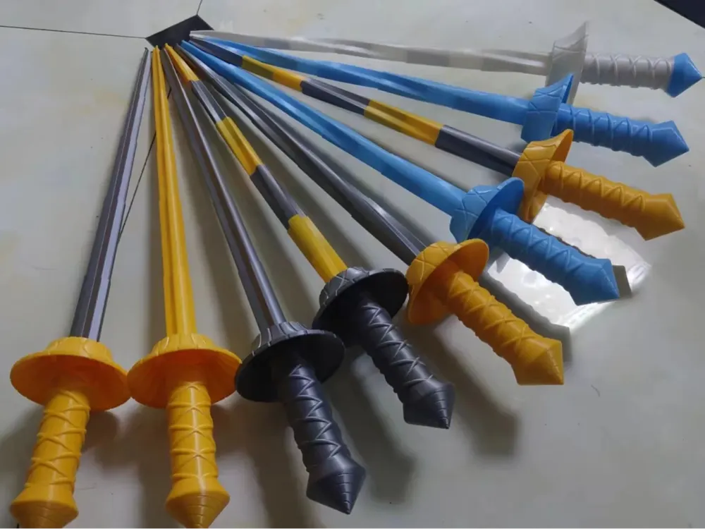 Extendable Three-Bladed Retractable Sword + Spiral Sword by 木下言叶 ...