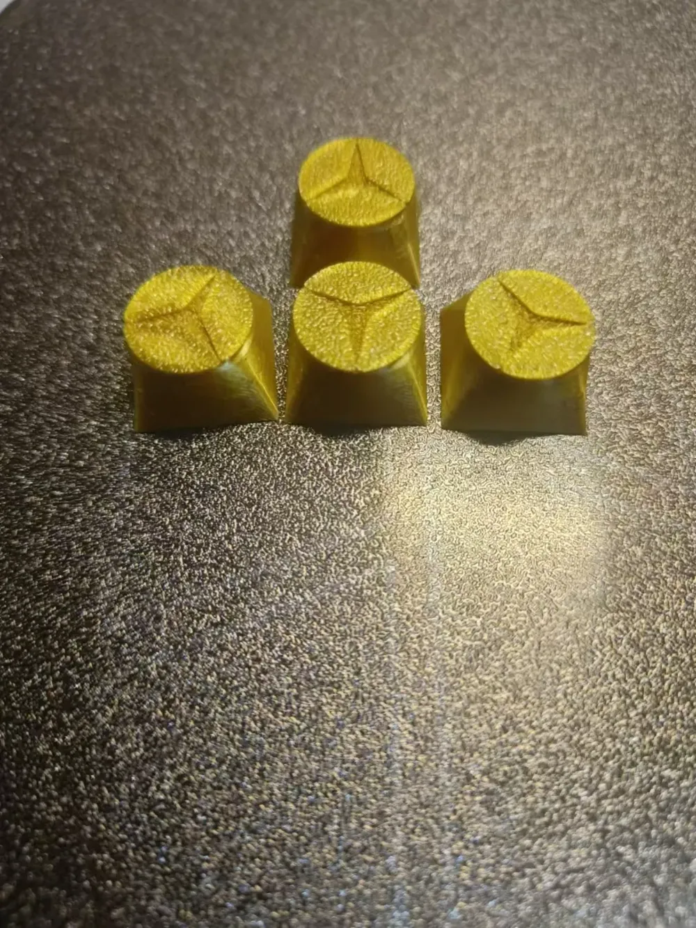 Mercedes Benz Keycaps Three-Pointed Star Keyboard Caps by 残月 - MakerWorld