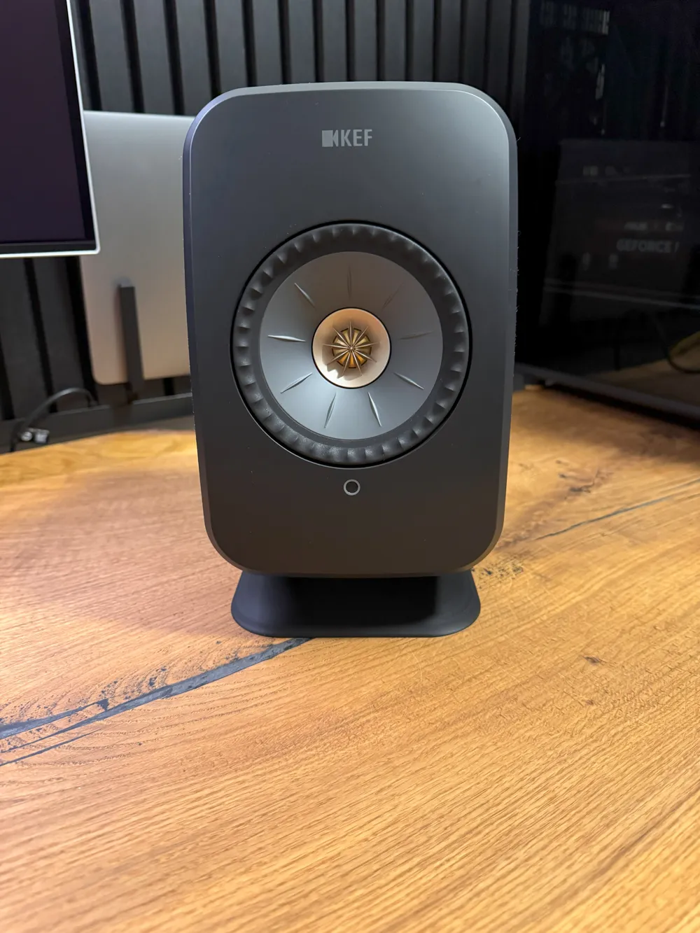 KEF LSX Desk pad / Table Stand by Andree - MakerWorld