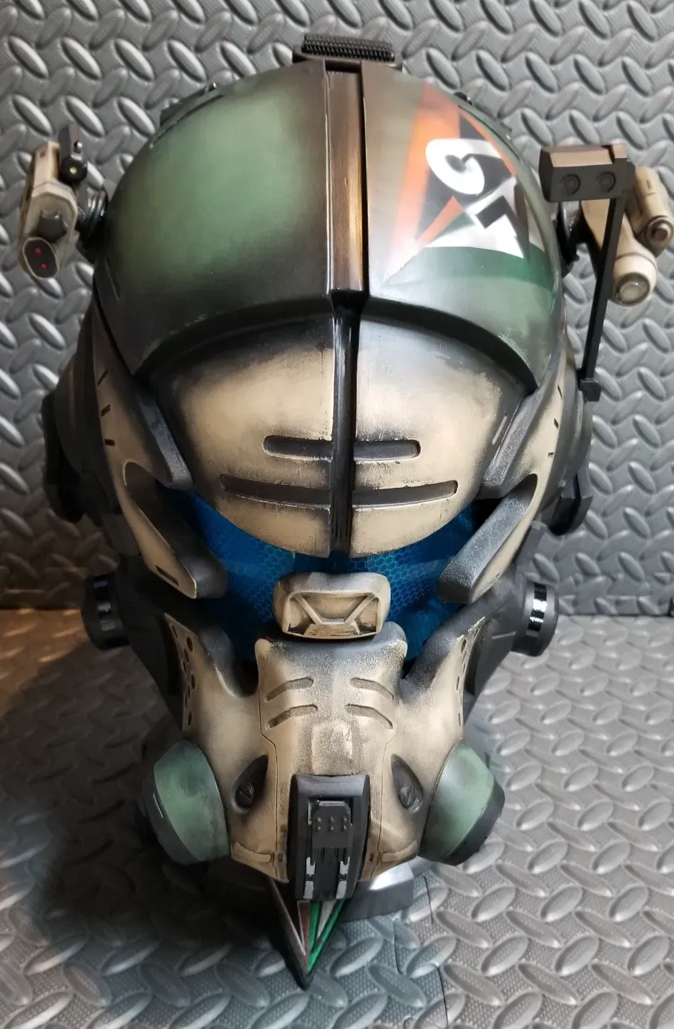 Titanfall 2 Helmet Print in Place by Anonymous - MakerWorld