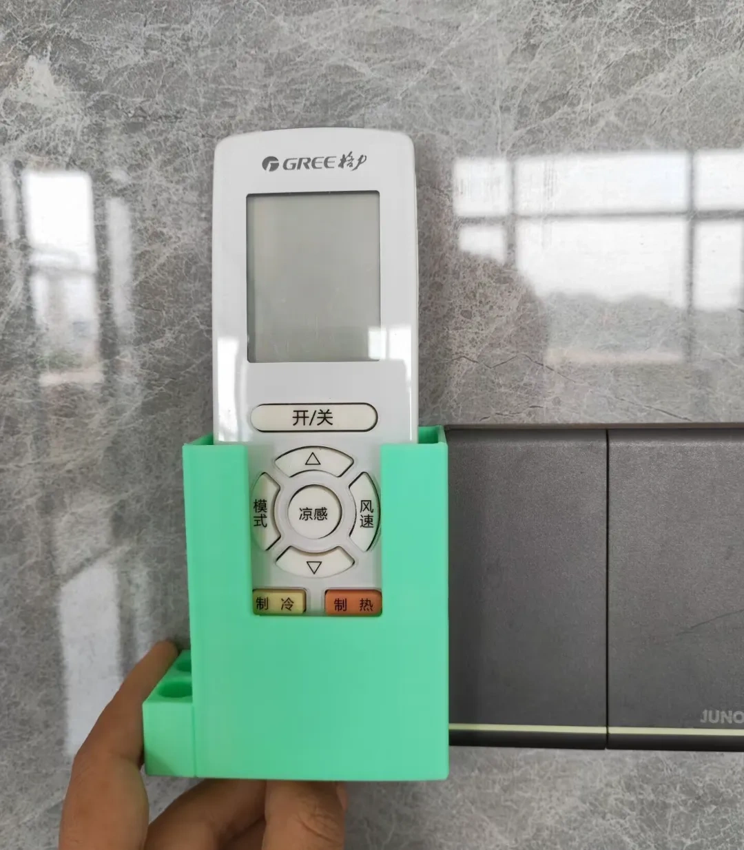 Air Conditioner Remote Control + Back Hole + with Battery by 3D造物DIY ...