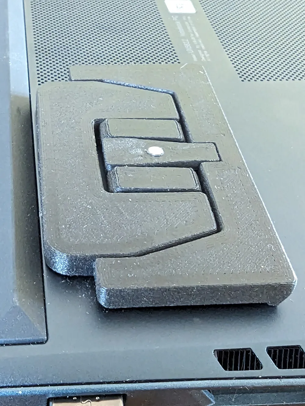 Laptop Stand 2-position PIP - Free 3D Print Model - MakerWorld