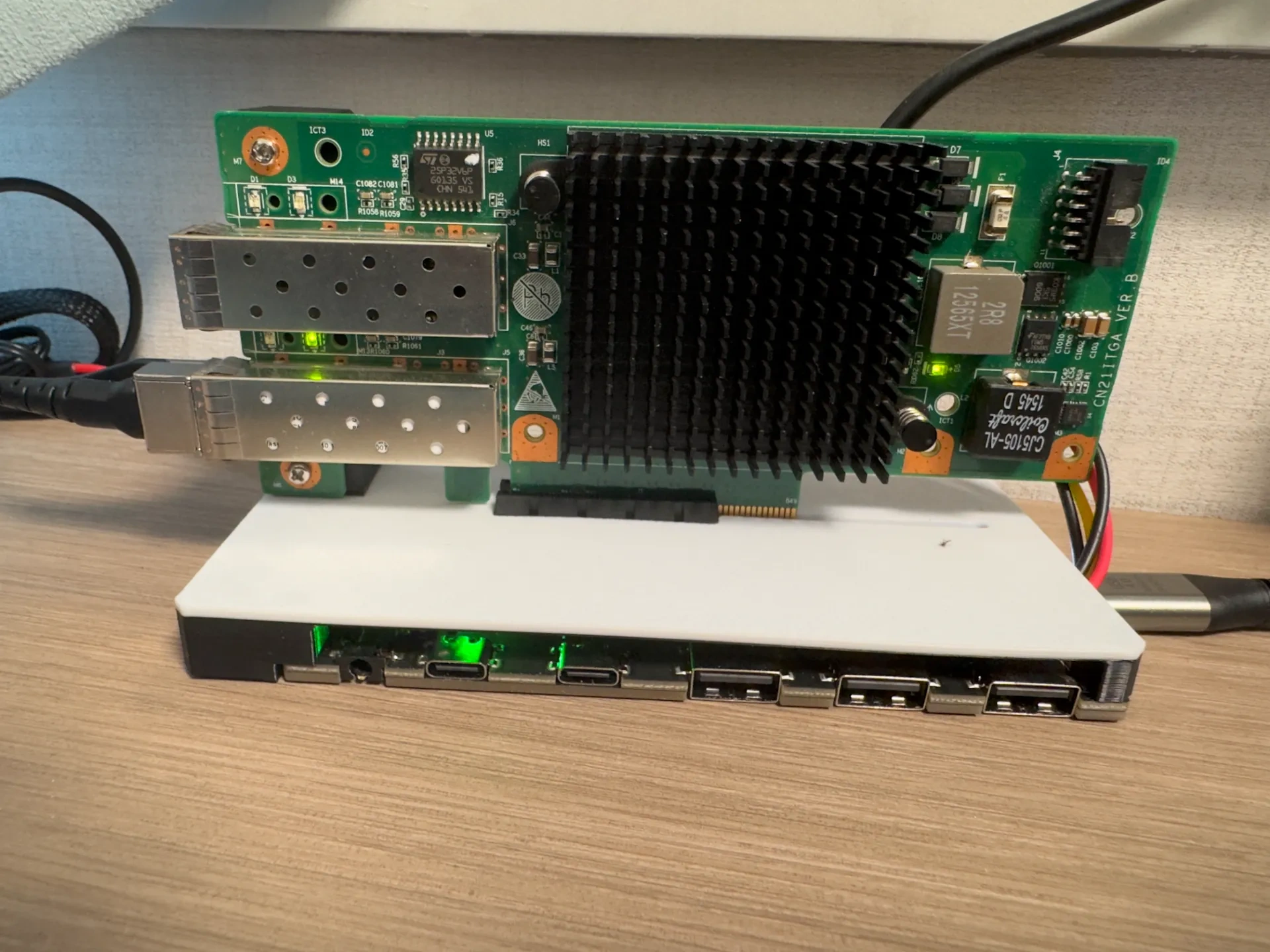 Thunderbolt Ethernet Card Stand Remixed by SHIELD - MakerWorld