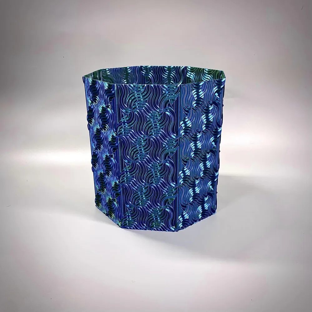 Shuriken Ripple Vase by Chris Bobo - MakerWorld