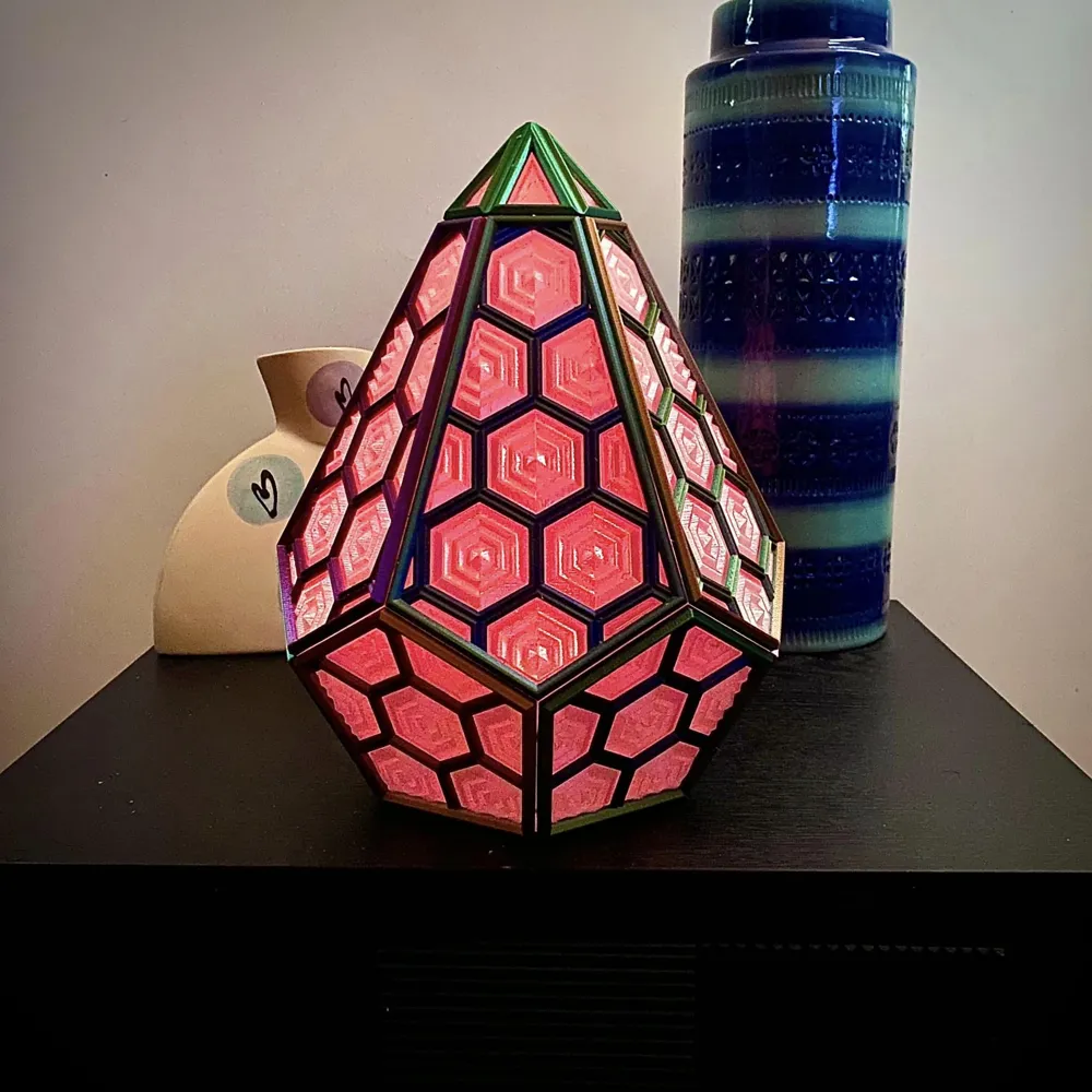 Hex Lamp by Chris Bobo MakerWorld: Download Free 3D Models