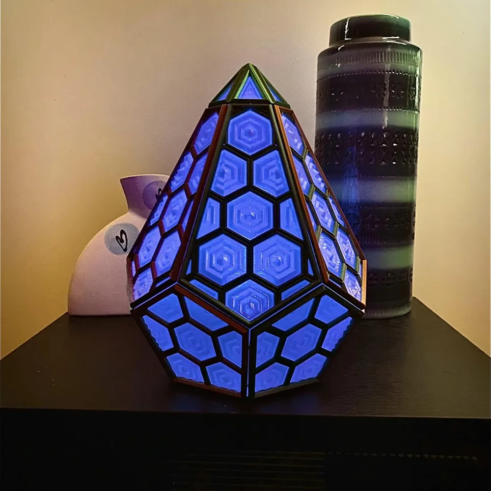 Hex Lamp by Chris Bobo MakerWorld: Download Free 3D Models