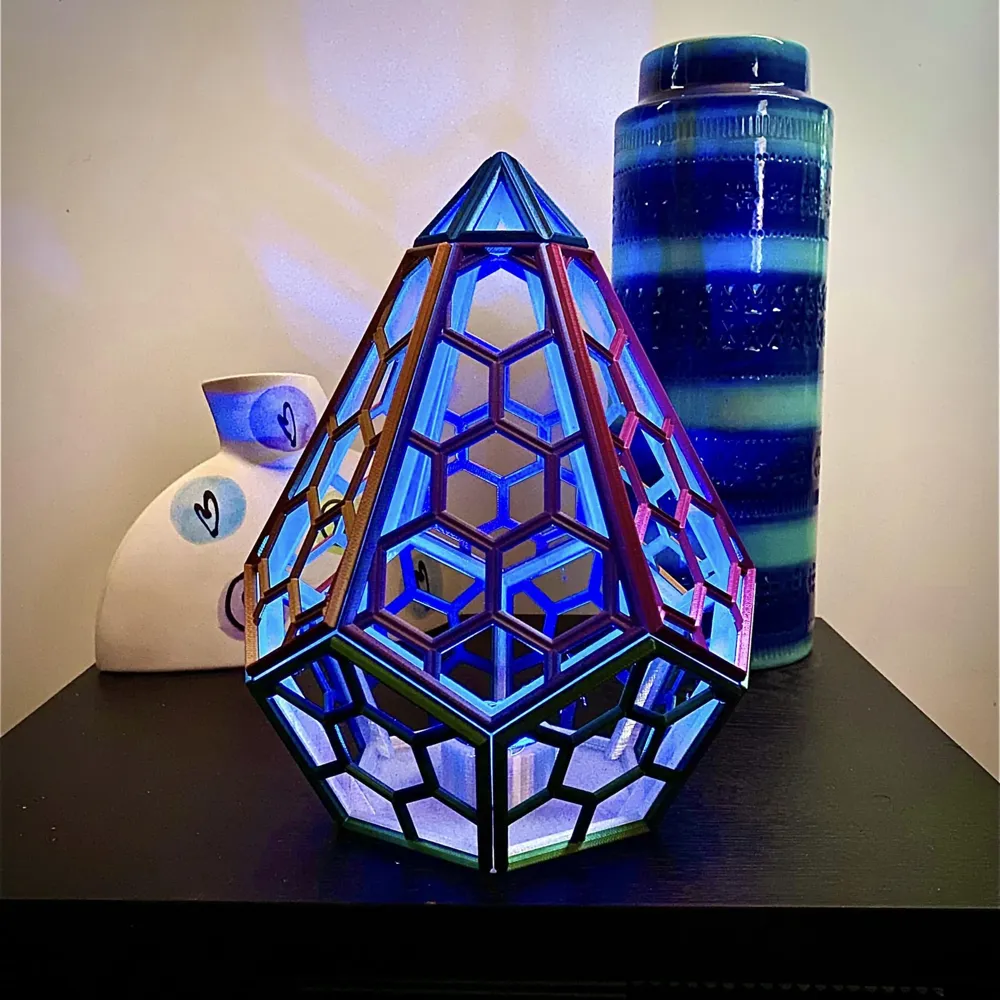 Hex Lamp by Chris Bobo MakerWorld: Download Free 3D Models