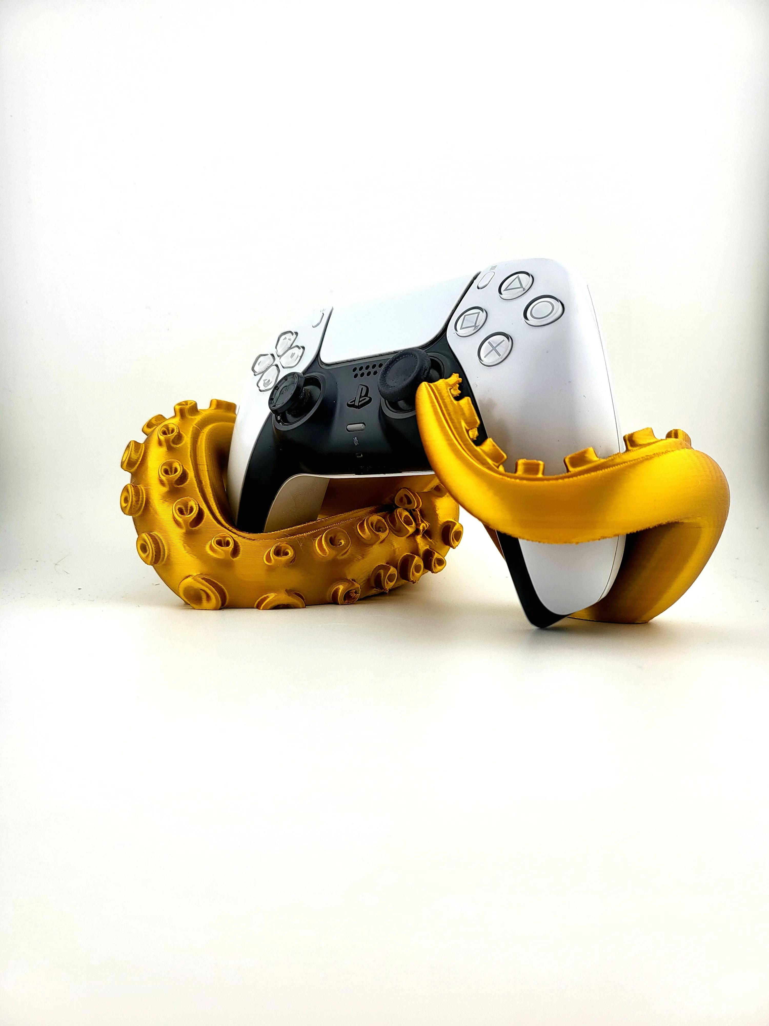 Crystal Stand for PS5, Xbox, and PS4 Controllers by Mad power ...