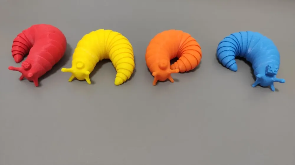 Friendly Articulated Slugs 4 Versions - Free 3D Print Model - MakerWorld