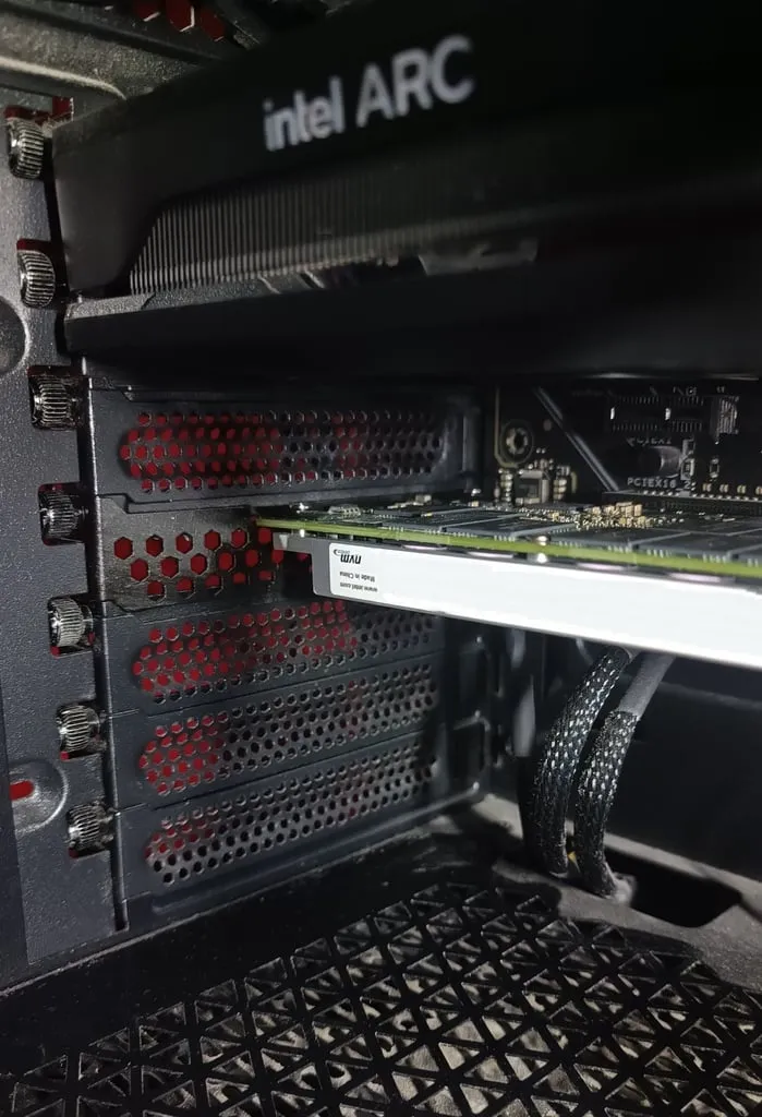 PCIe full height bracket exagonal pattern Remixed by TheGrandUi ...