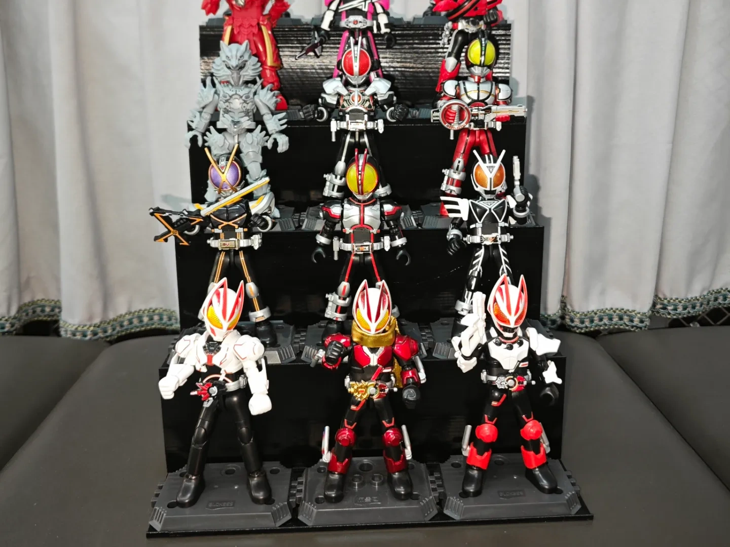 Blooky Brick People Multi-Layer Display Stand, Multi-Layer Figure ...