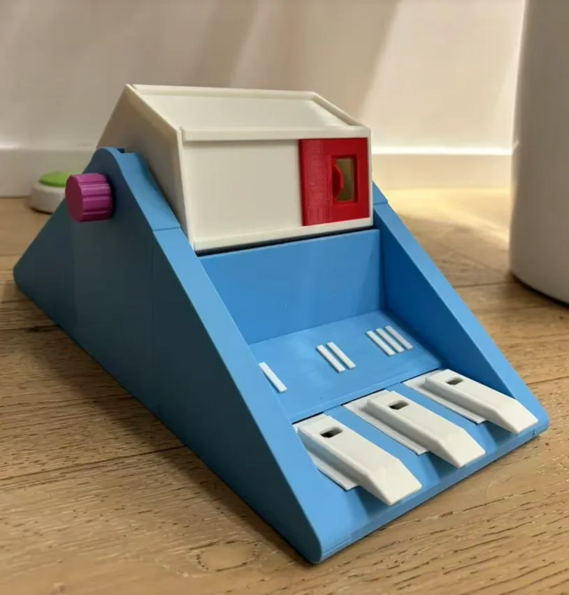 Pet Snack Roll Toy by Think Art Work - MakerWorld