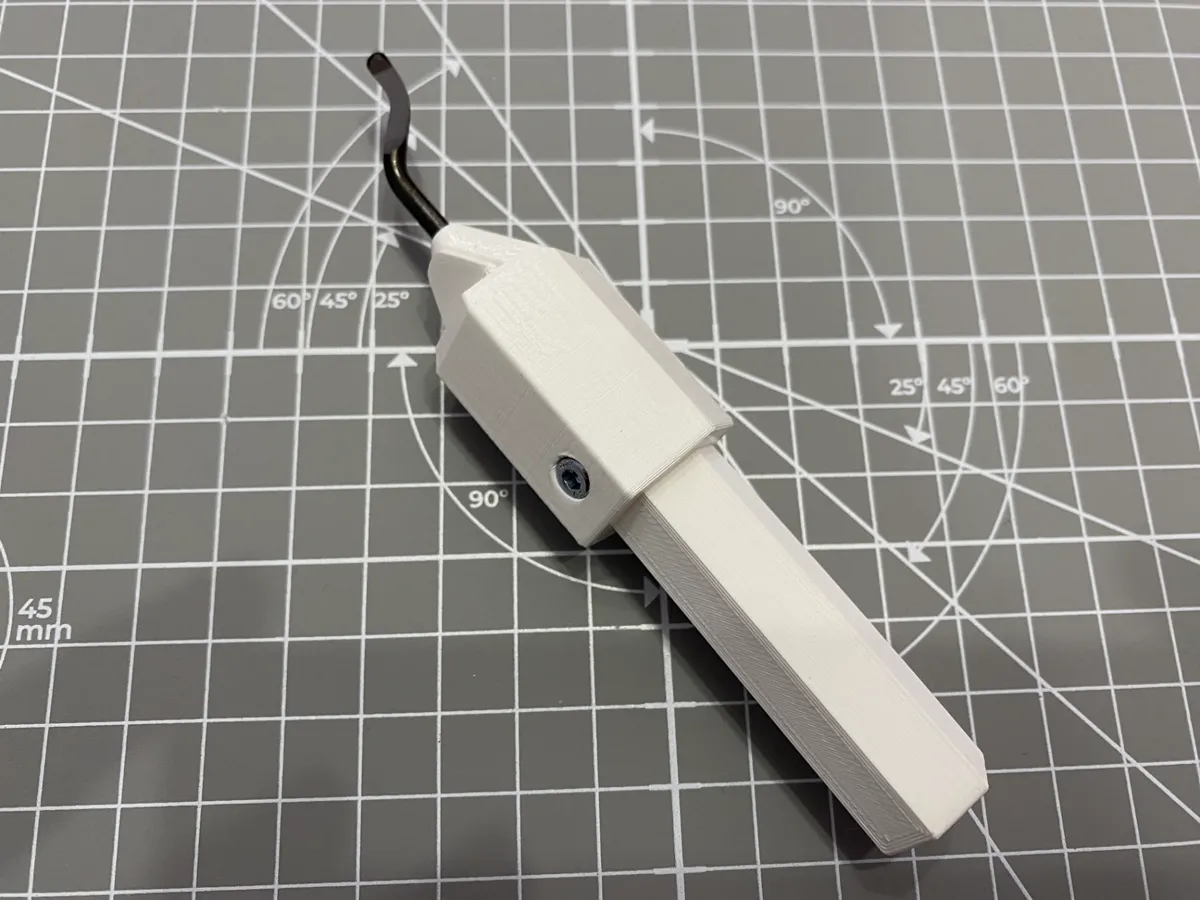 Deburring tool - Free 3D Print Model - MakerWorld