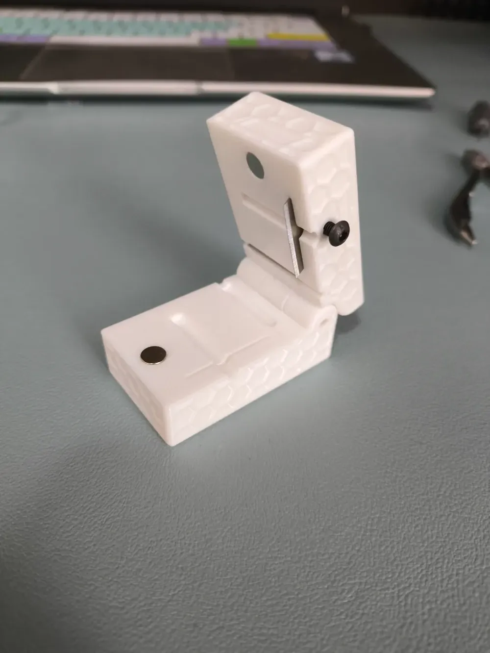 Filament Spool Teflon Tube Cutter by user_2605208401 - MakerWorld