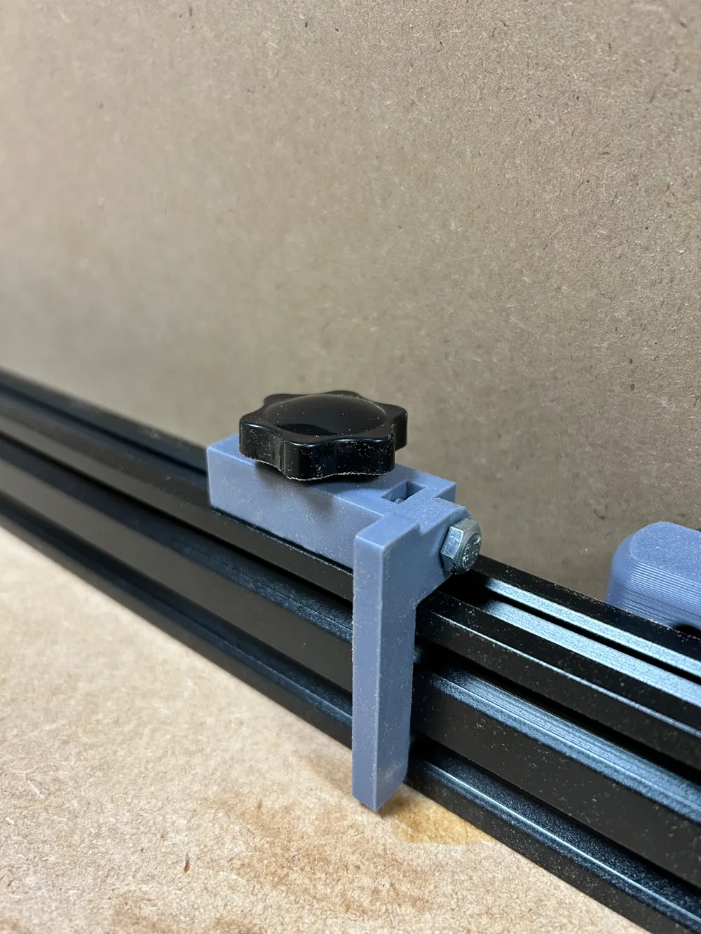 4020 mft fence flip stop by Ltw Carpentry - MakerWorld