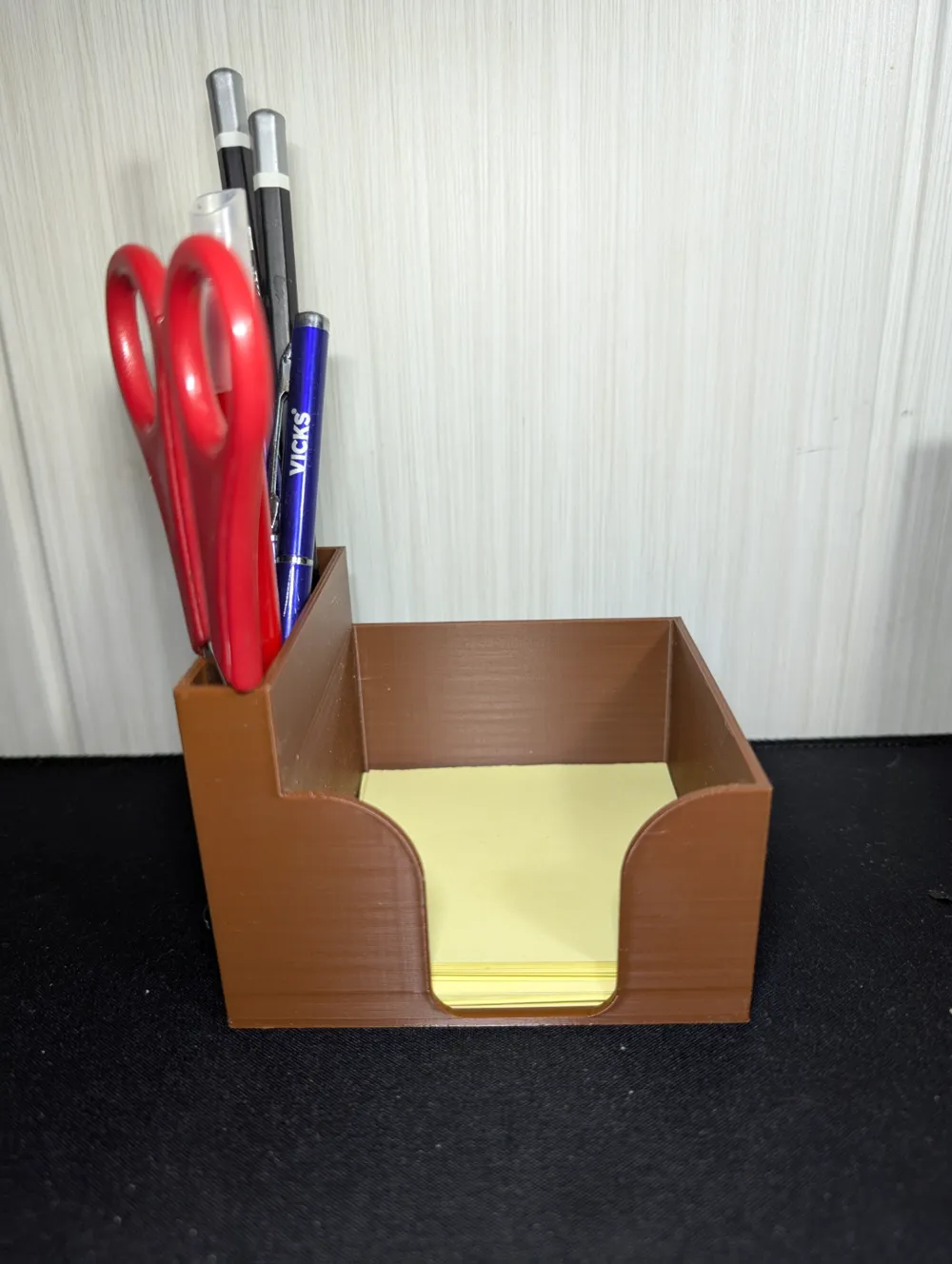 Sticky Notes Holder Box Organiser by MB.Design - MakerWorld