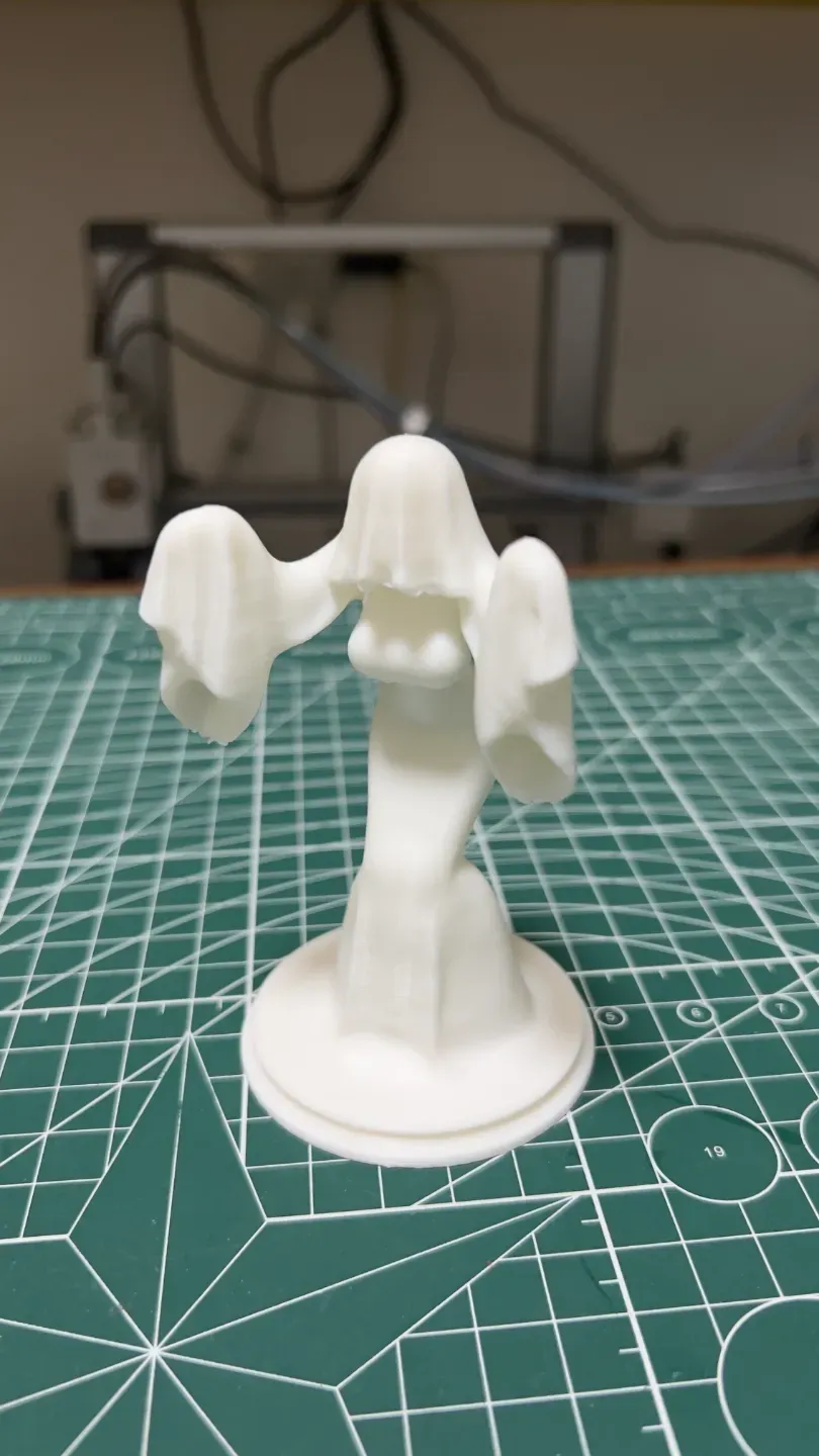 Ghost Girl Figurine 10cm (Perfect Waist-to-Hip Ratio) by Big brother ...