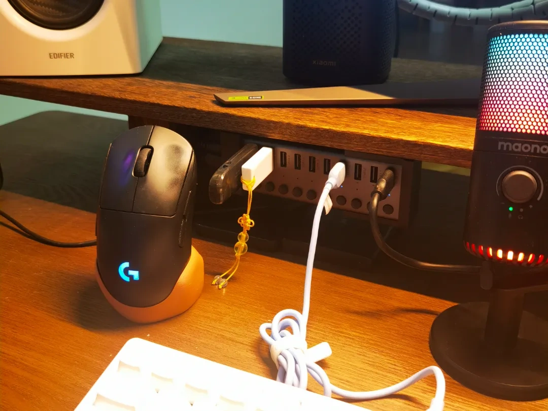 Logitech GPW Charging Dock by Tension_Chou - MakerWorld