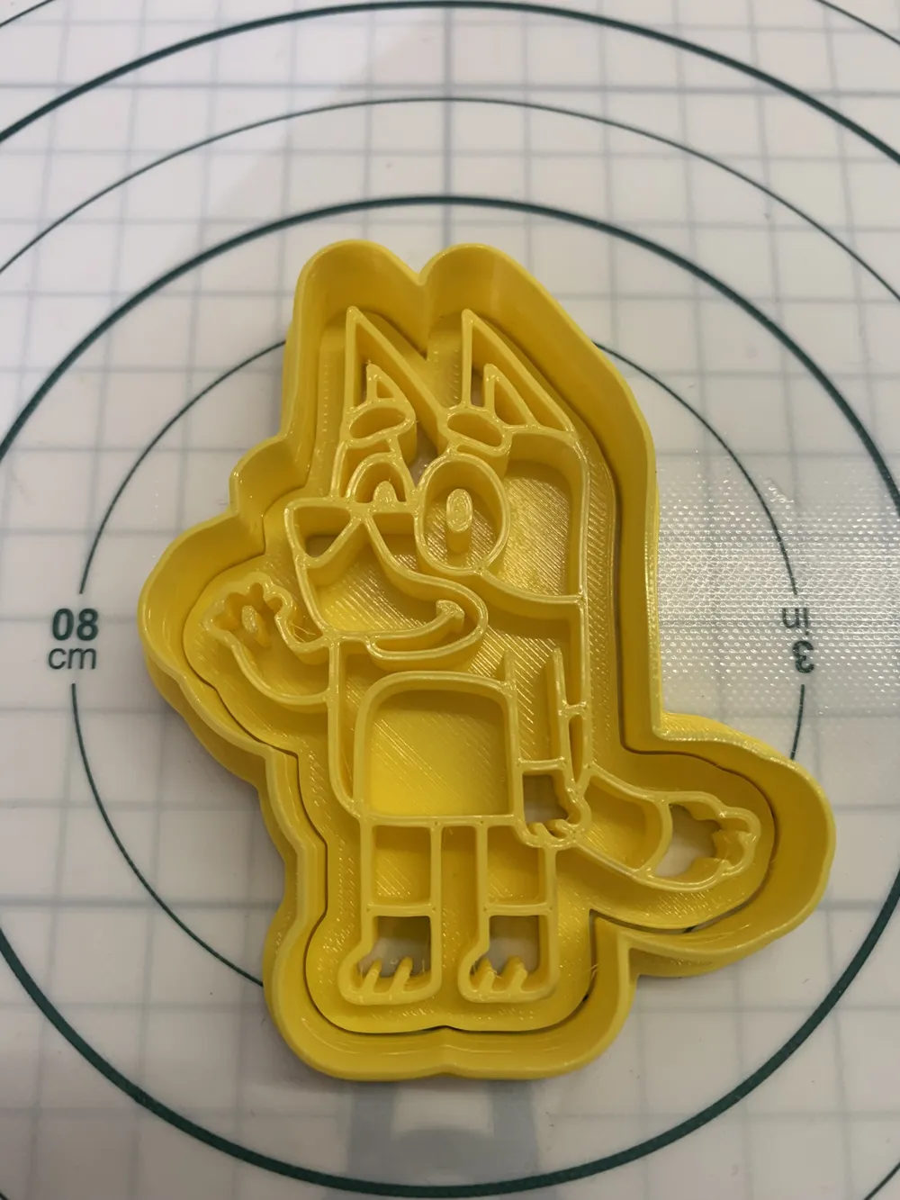 Bluey cookie cutter by Coarse MakerWorld: Download Free 3D Models