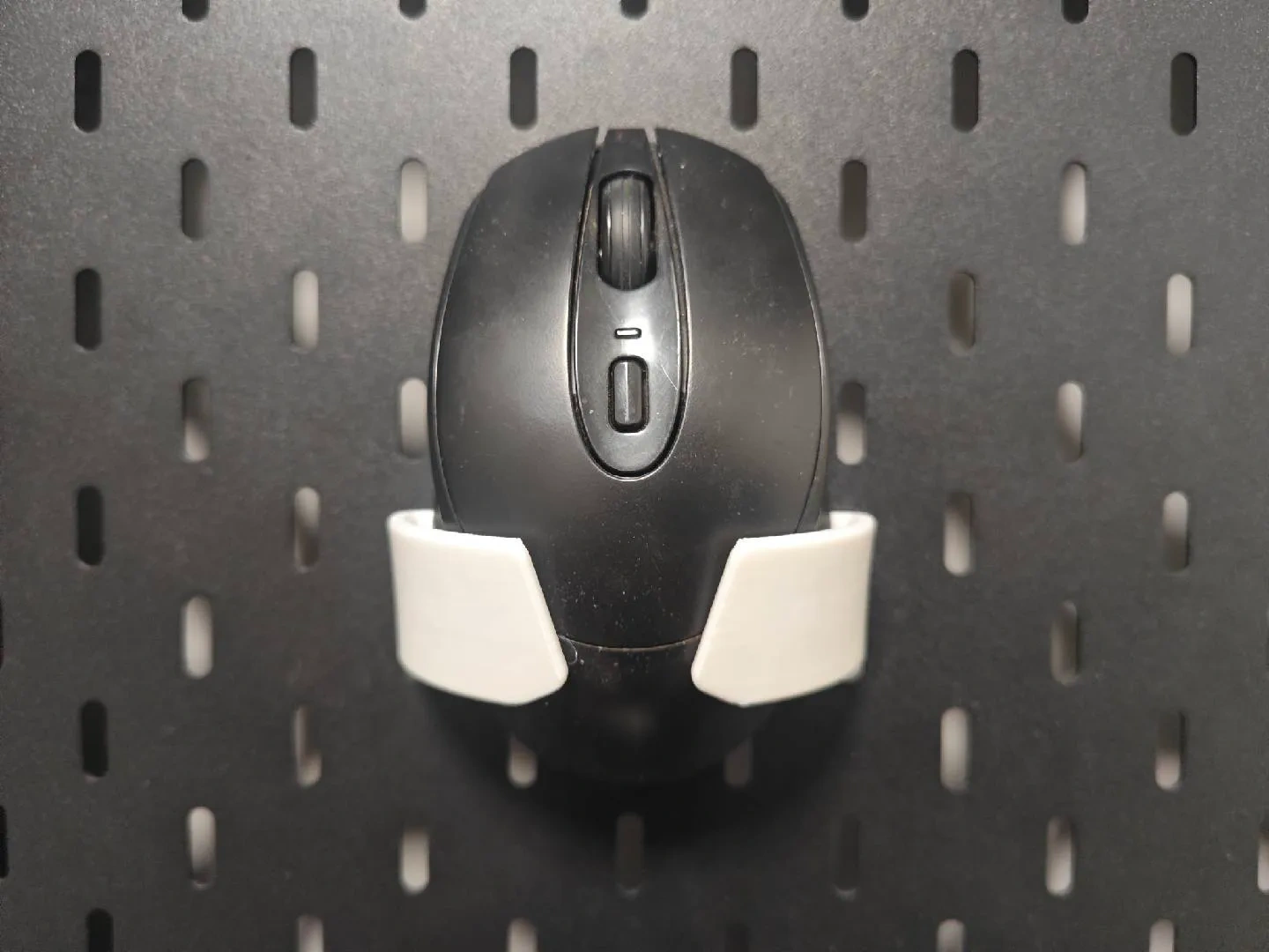 Mouse Stand 2 (1.2MM Thick Pegboard Accessory) by 王小彬同学 - MakerWorld