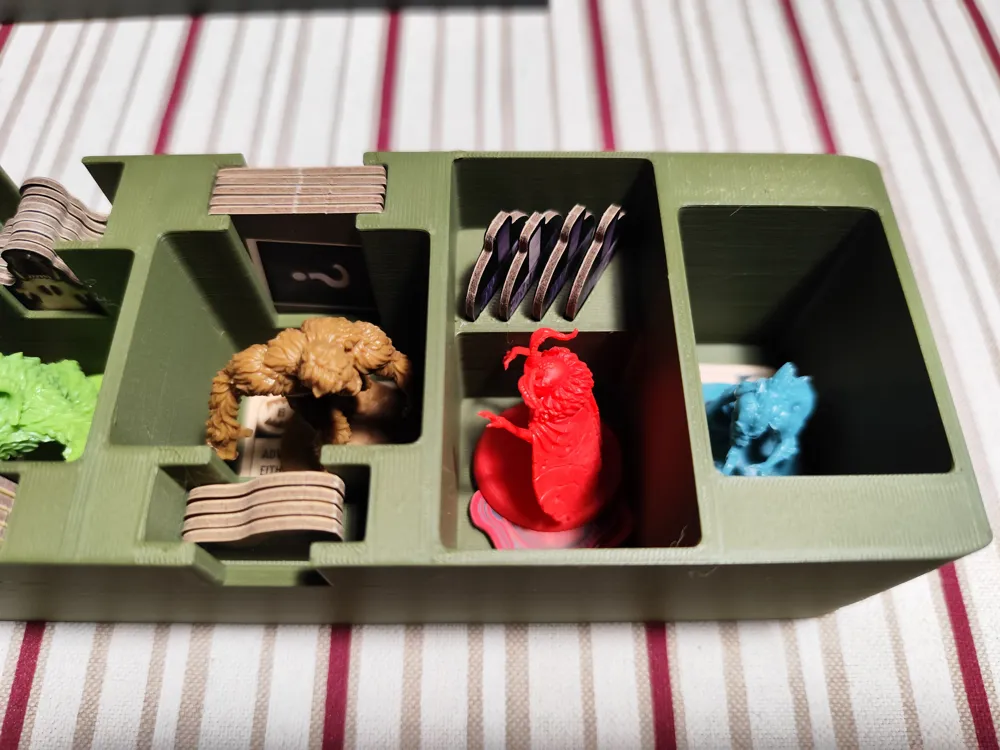 Horrified American Monsters INSERT by TheVillas - MakerWorld