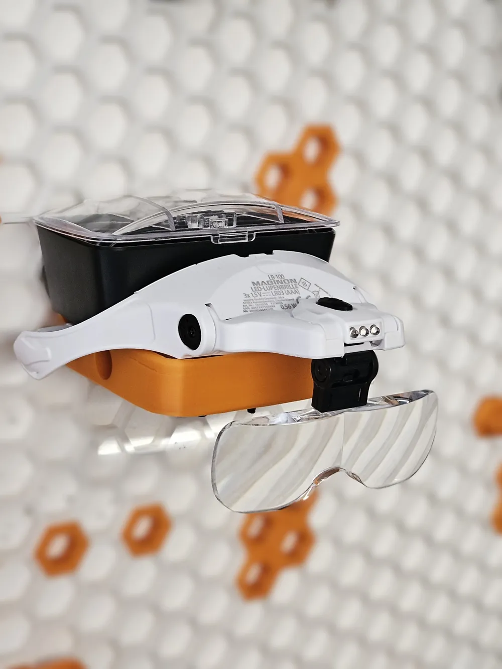 HSW LED Magnifying Glasses holder by Mofantastico - MakerWorld