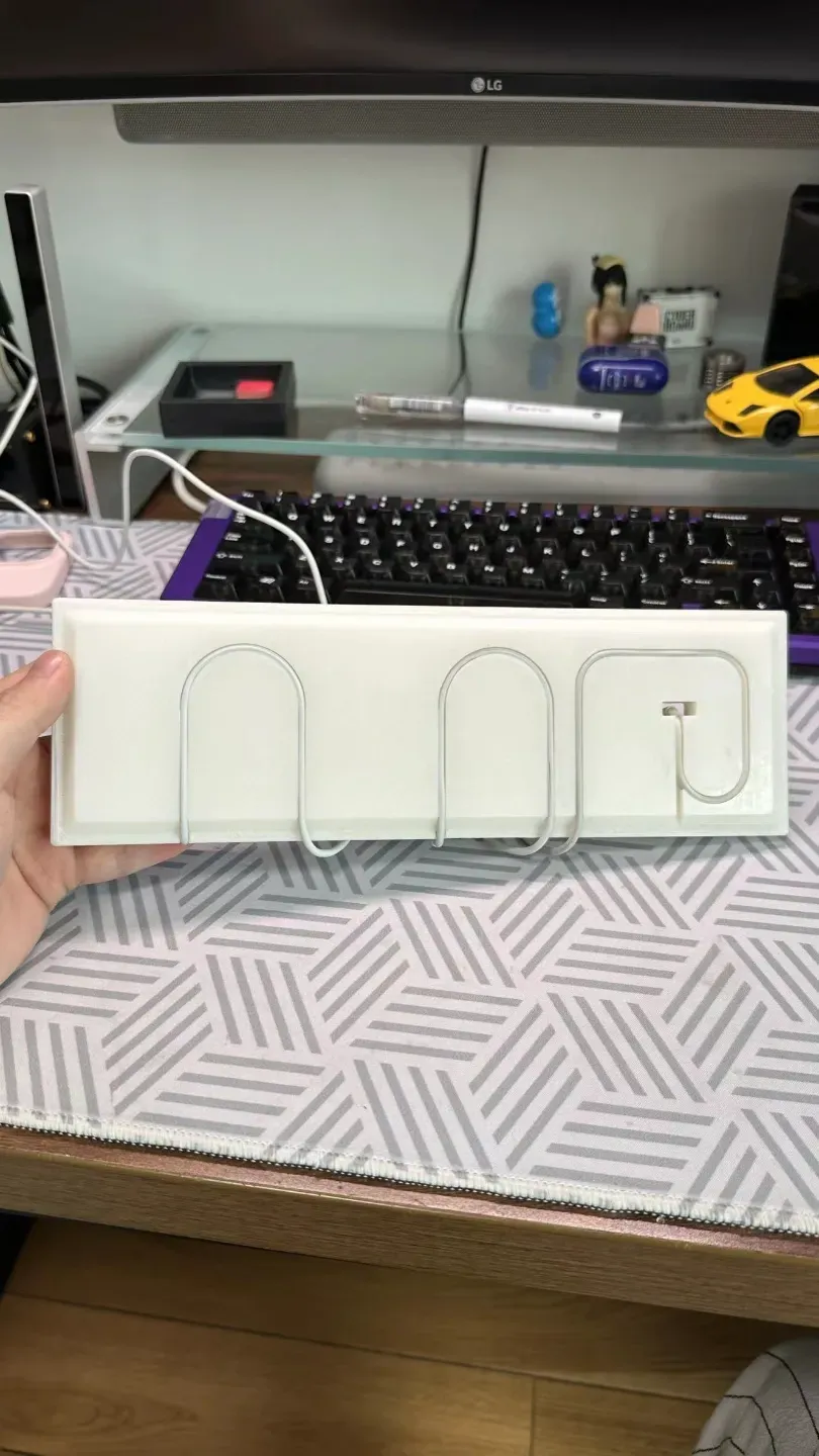 3-in-1 MagSafe charging pad by Tonas MakerWorld: Download Free 3D Models