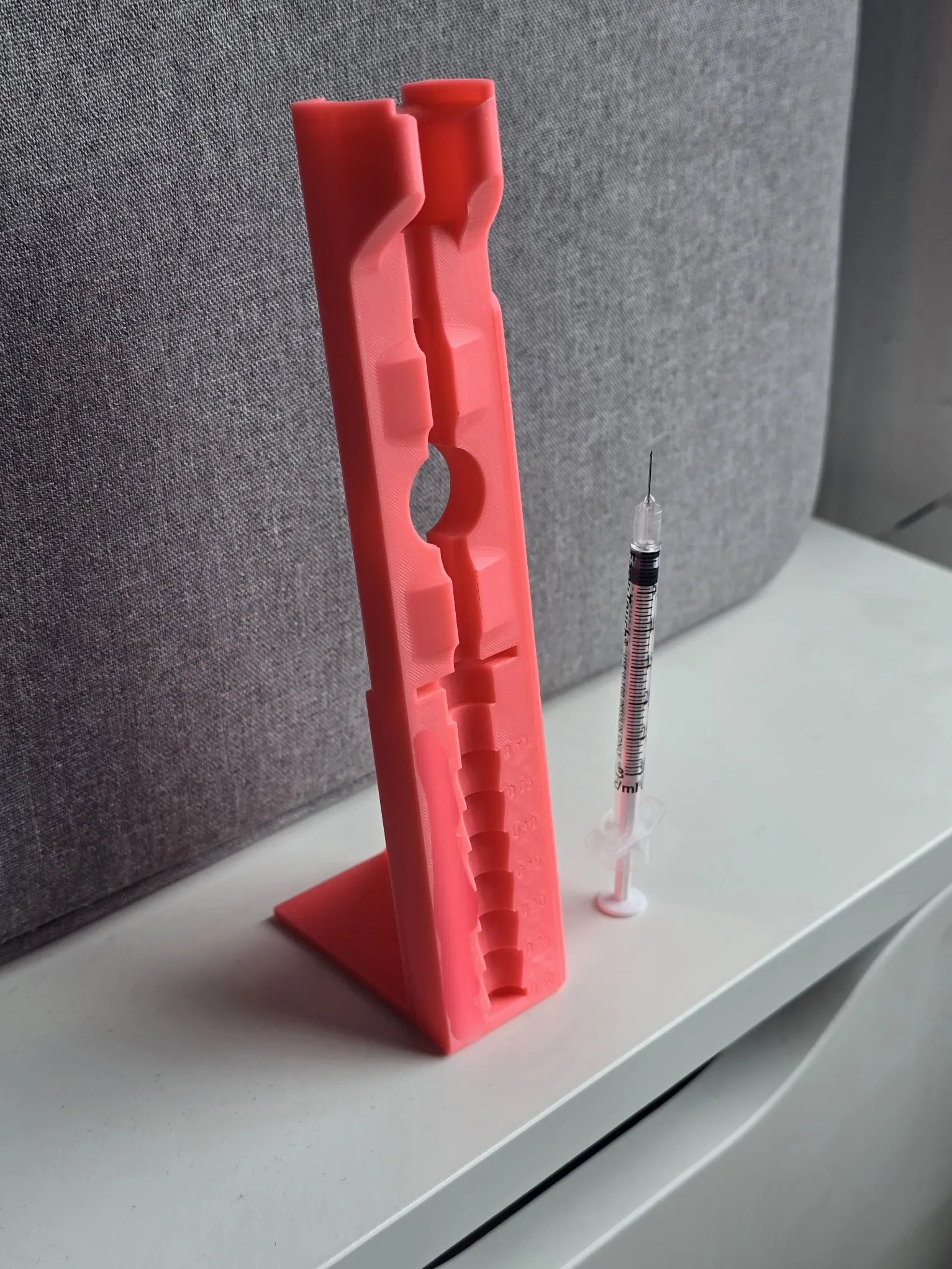 Hypodermic Syringe Jig - Free 3D Print Model - MakerWorld