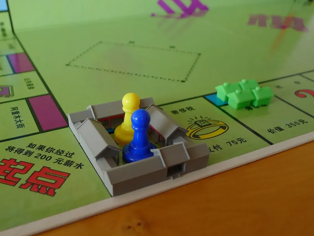 Magnetic Courtyard-Style Monopoly Houses by 不限一说 - MakerWorld