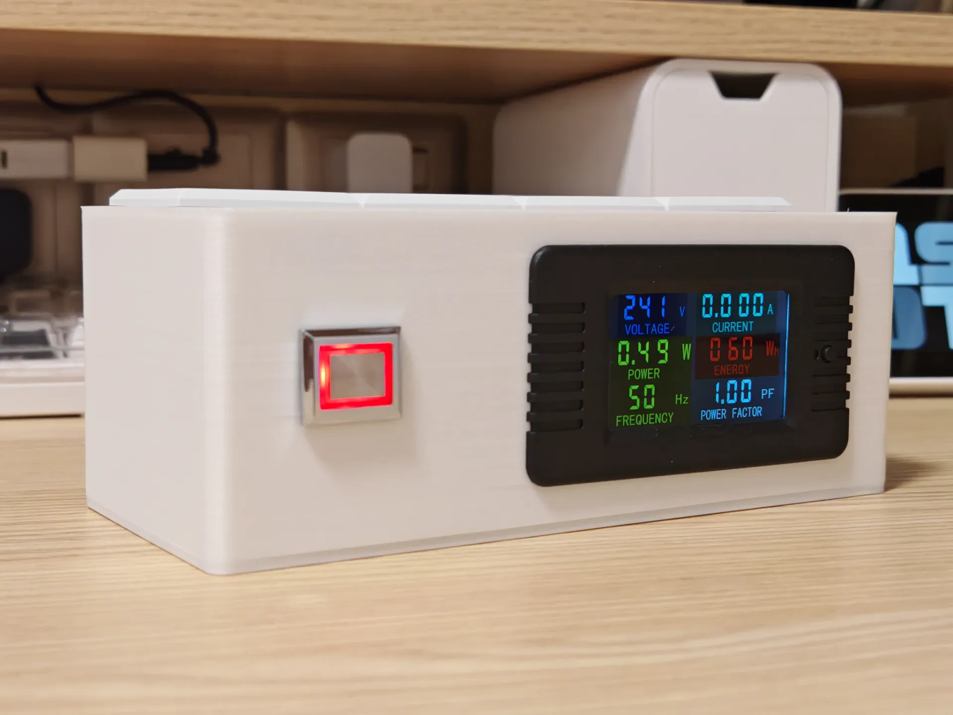 Power display socket by Kem - MakerWorld