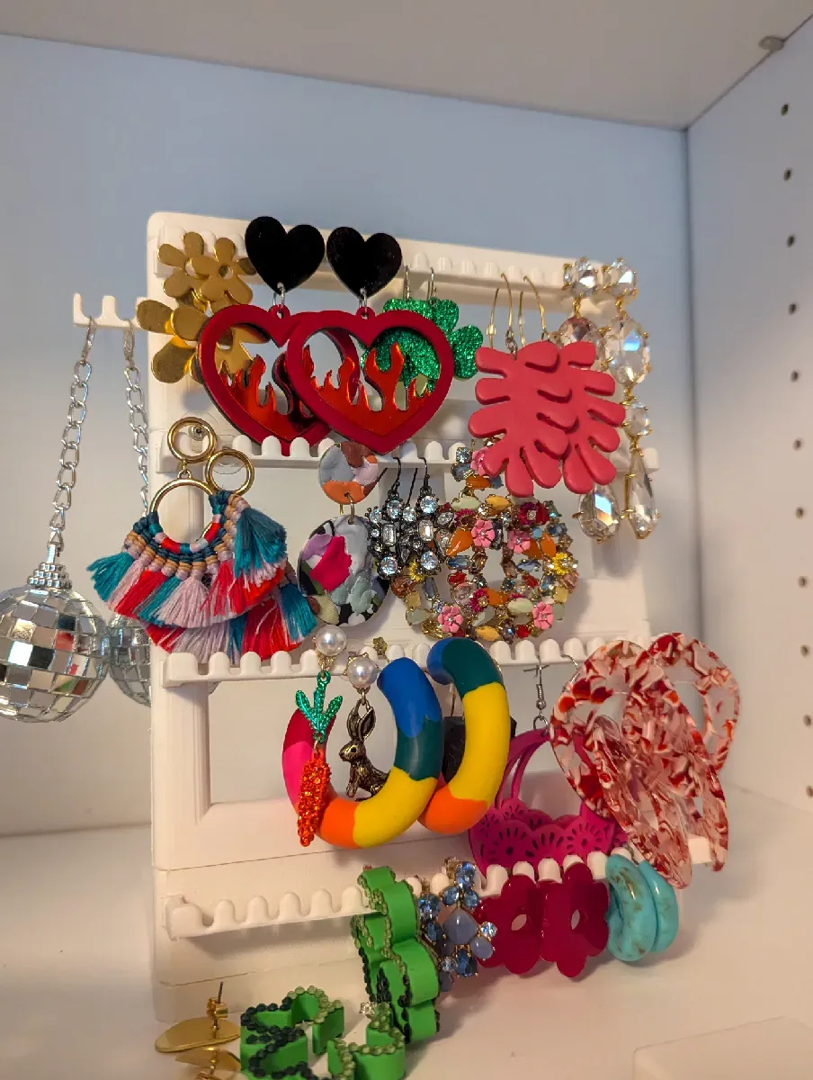 Modular Jewelry Stand by BakedBean3D MakerWorld: Download Free 3D Models