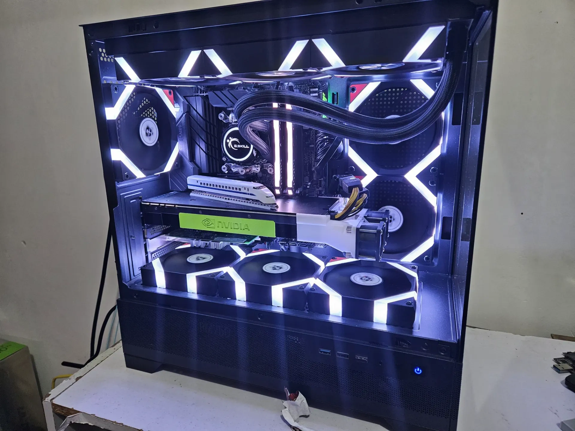 Universal GPU shroud for Tesla M40 and P40 (dual 4cm fans) by 233 ...