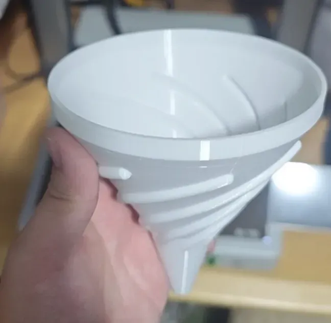 Cyclone Funnel by Gaowan Liang - MakerWorld